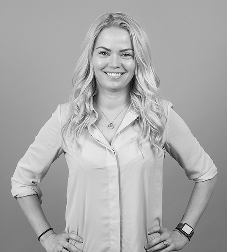 L.Brador - Publieke relaties